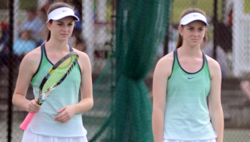 Katy and Kara Clark seek gold | Daily Leader