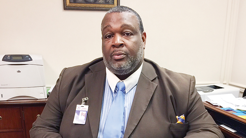 Rod Henderson gets an A+ for service | Daily Leader