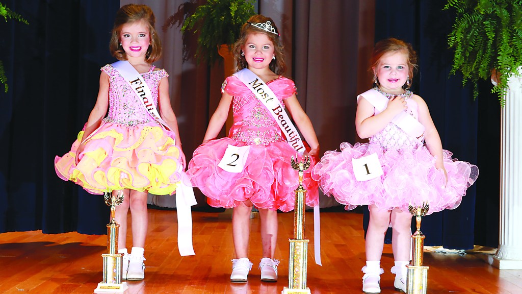 Brookhaven Academy hosts Elementary pageant - Daily Leader | Daily Leader