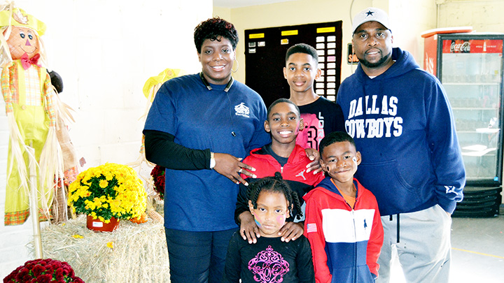 Brookhaven alderman Moore to host Thanksgiving meal for community ...