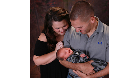 Bogue Chitto soldier’s wife: ‘We’re having a baby today’ | Daily Leader