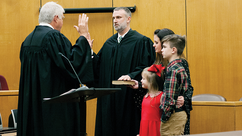 Durr sworn in as chancery judge | Daily Leader