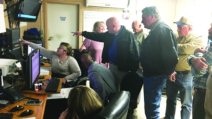 Supervisors get financial report, inspect county jail | Daily Leader