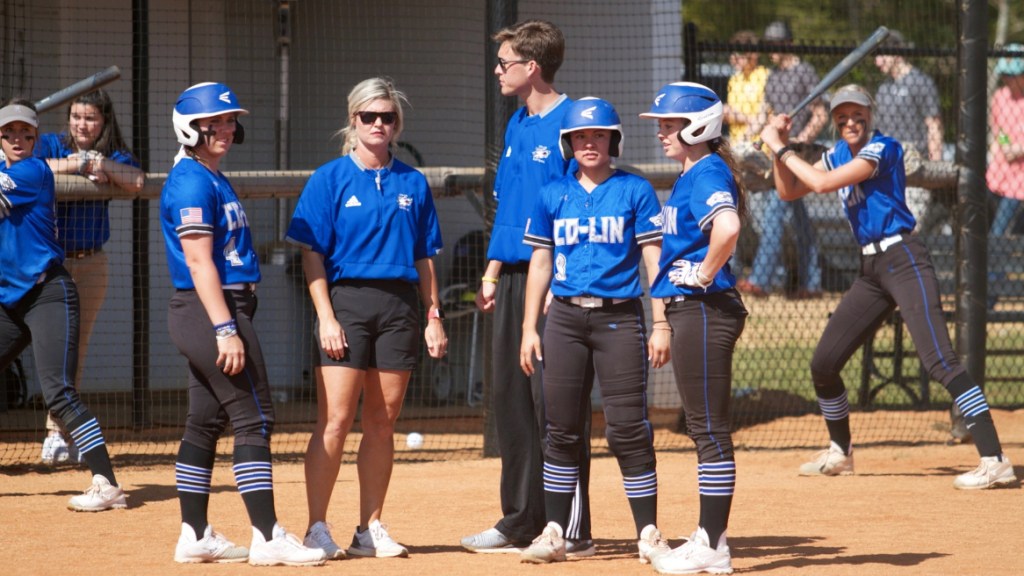 Lady Wolves lock up postseason berth - Daily Leader | Daily Leader