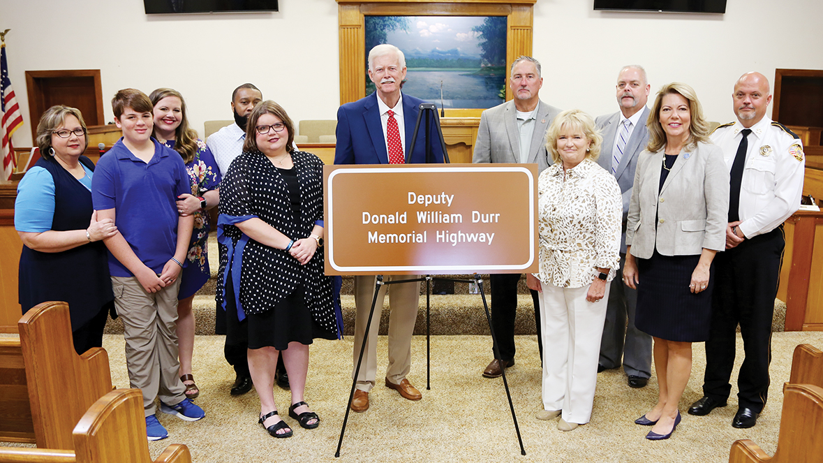 Deputy Durr honored with highway dedication | Daily Leader