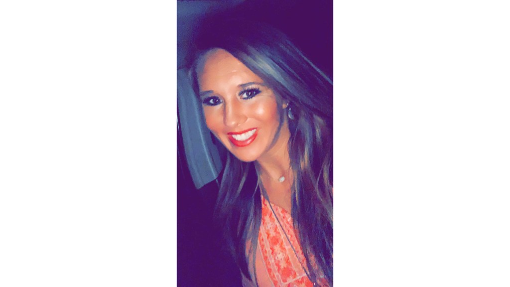 In midst of her loss, mother says 'Keep fighting' - Daily Leader ...