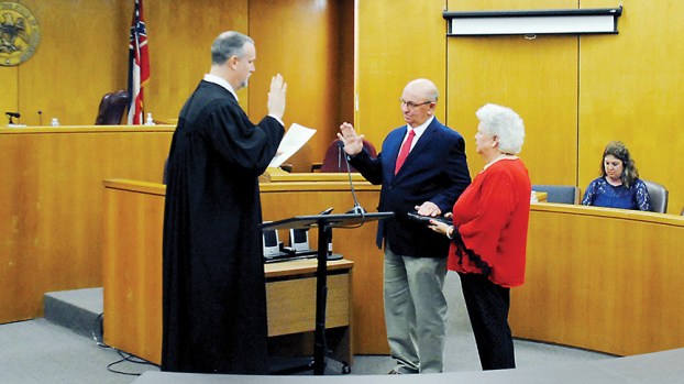 Lincoln County officials sworn to serve - Daily Leader | Daily Leader