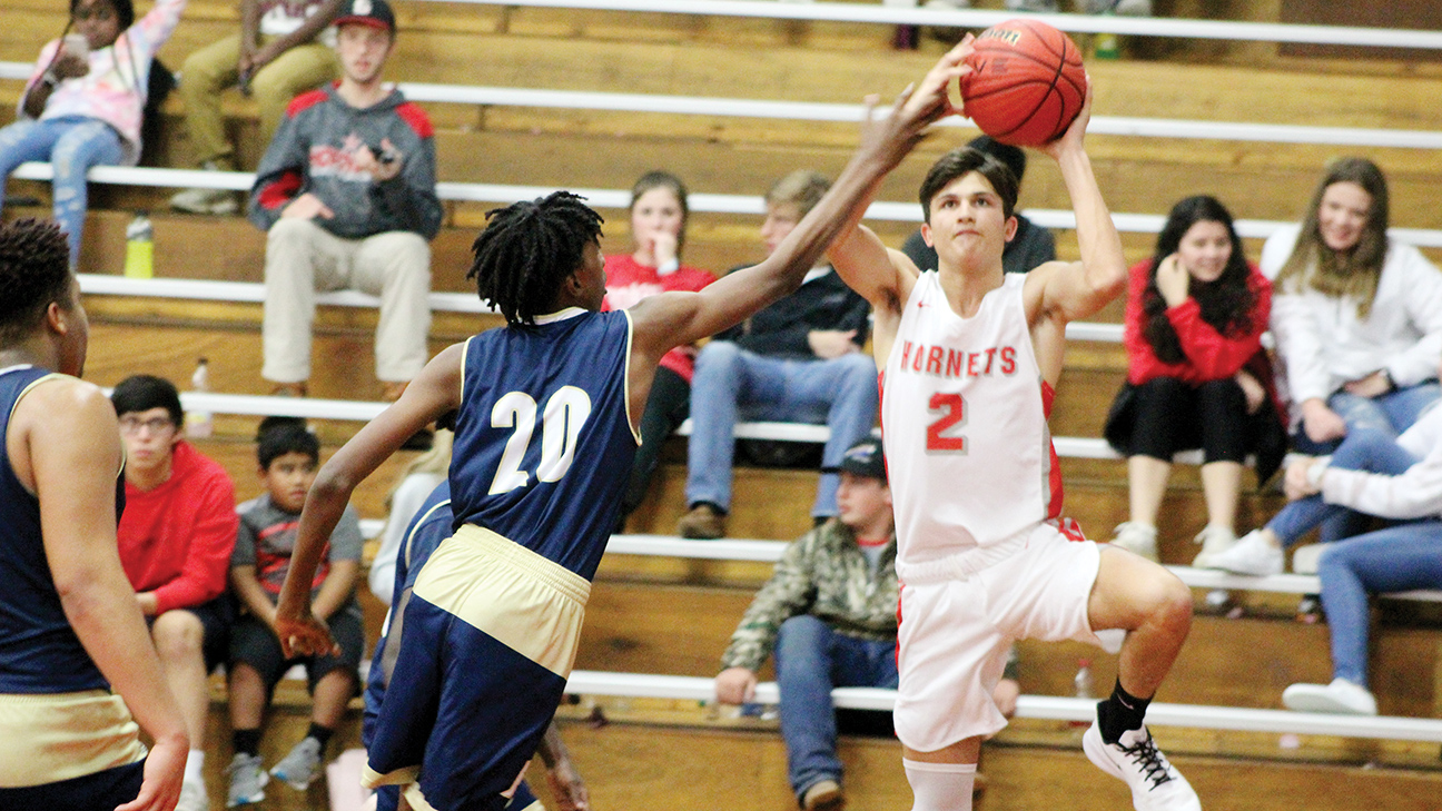 Franklin County follows similar script in sweep of Loyd Star - Daily ...