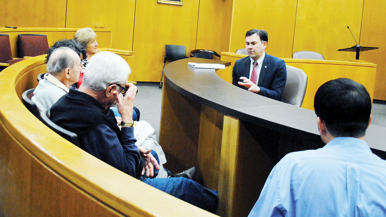 Sec. of State meets with election officials | Daily Leader