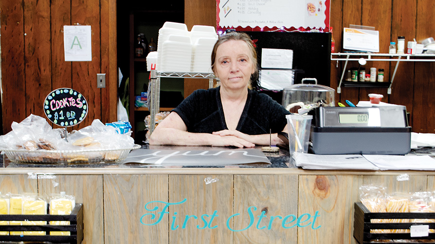 First Street Café wants to get acquainted | Daily Leader