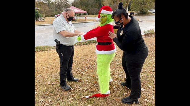 Police arrest the Grinch - Daily Leader | Daily Leader