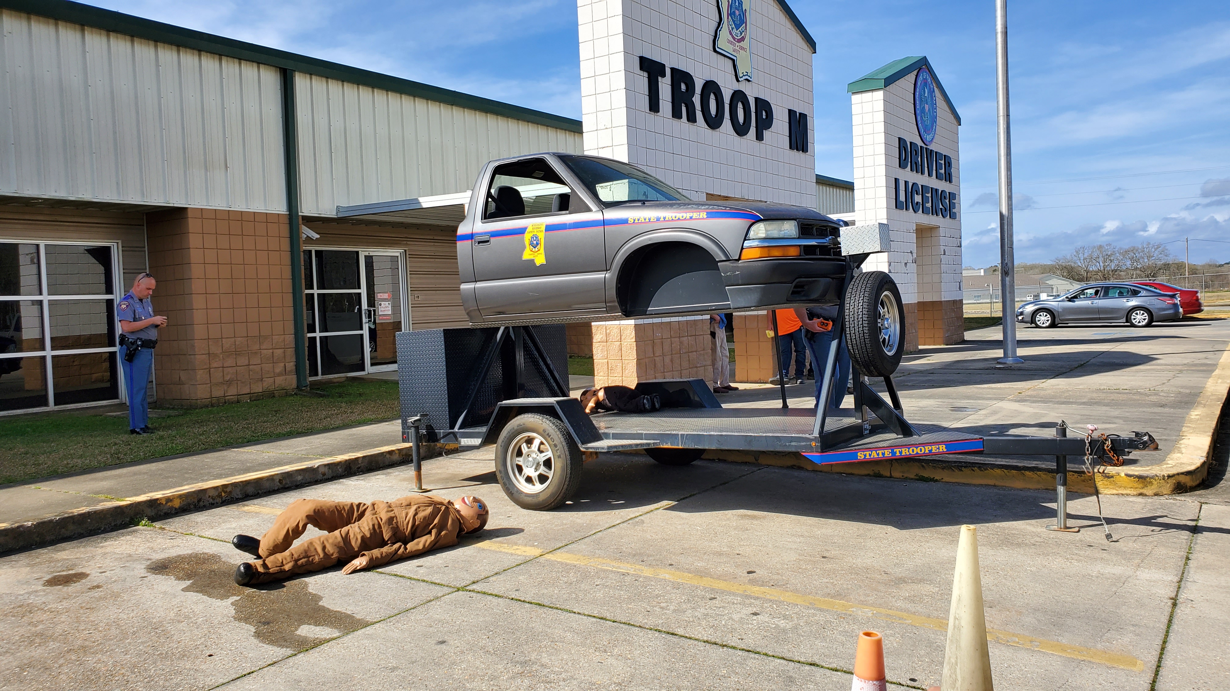 Vehicle rollover simulator at Brookhaven MHP DL station | Daily Leader