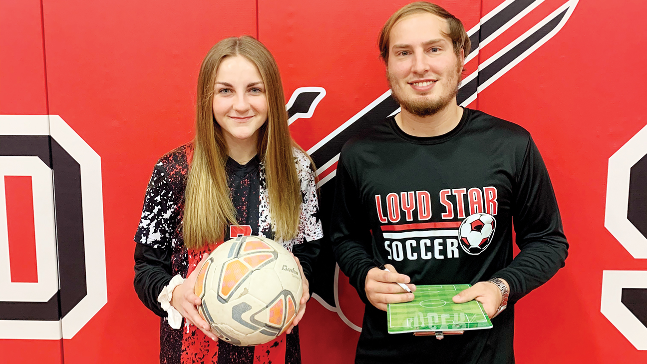 Loyd Star soccer sweeps Perry Central | Daily Leader