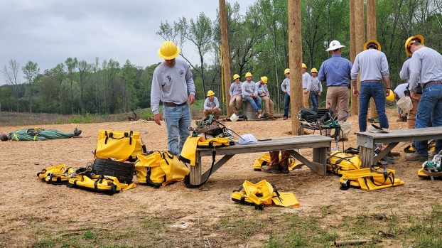 First lineman program at Co-Lin graduates 14 | Daily Leader