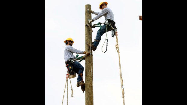 First lineman program at Co-Lin graduates 14 | Daily Leader