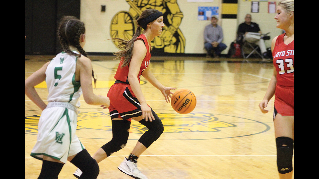 Loyd Star season ends with pair of 2nd round losses - Daily Leader ...