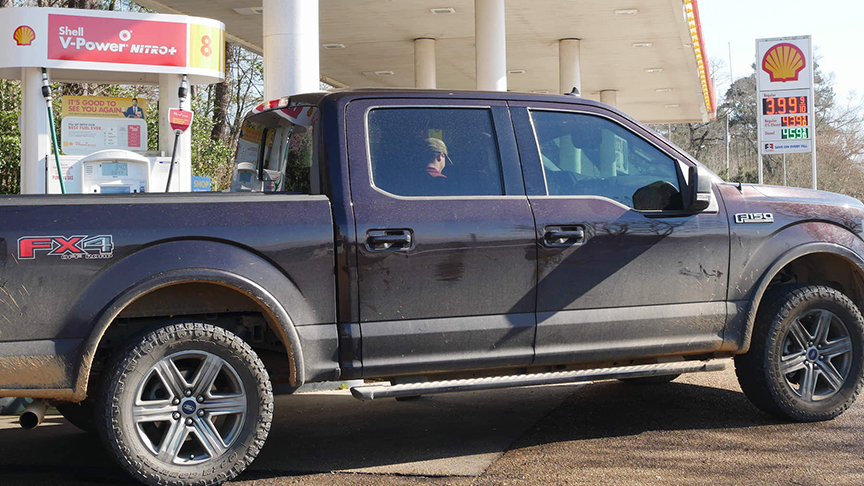 Average diesel price to drop below year-ago level | Daily Leader