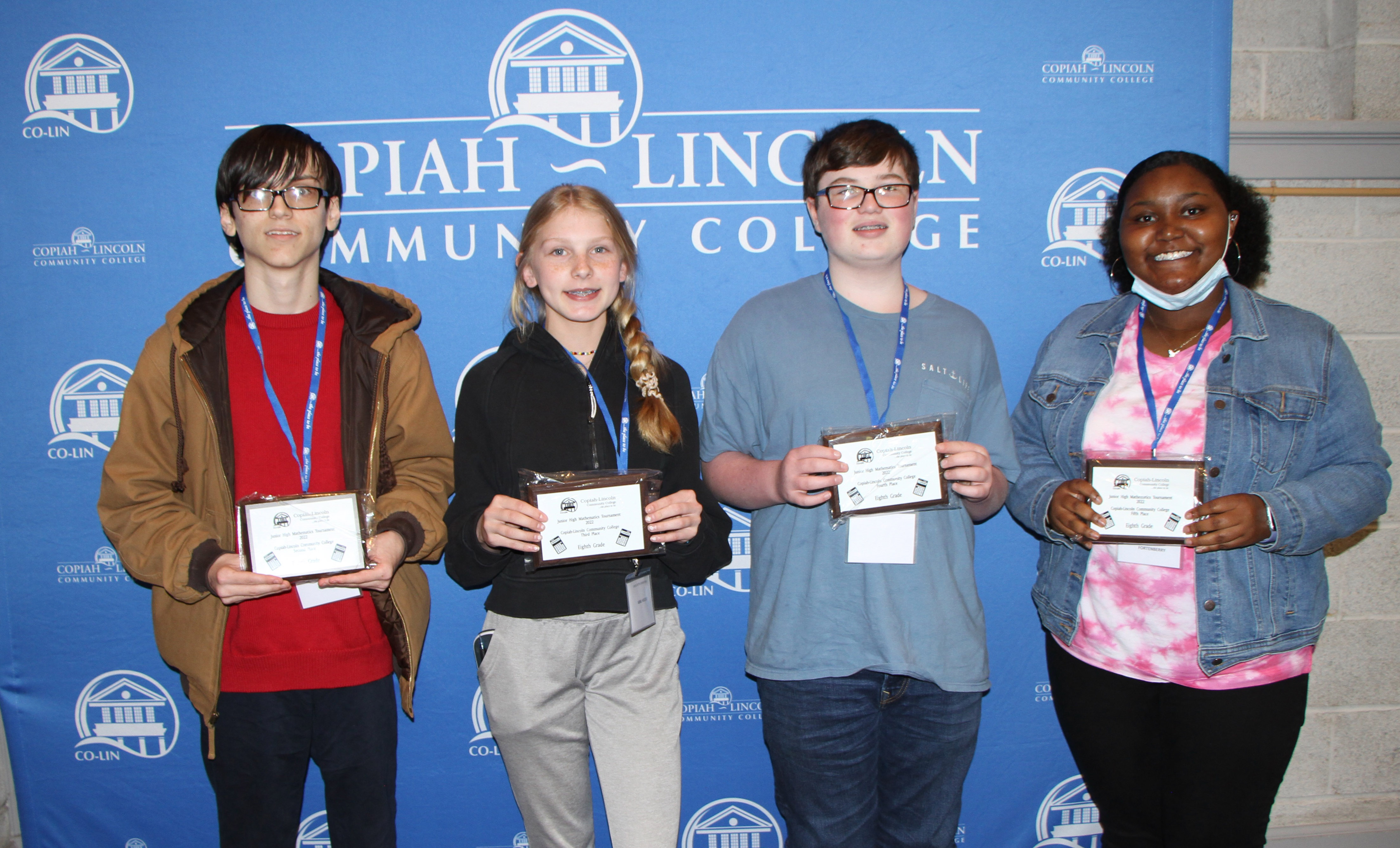 Area 7th, 8th graders win at Jr. High Math Competition | Daily Leader