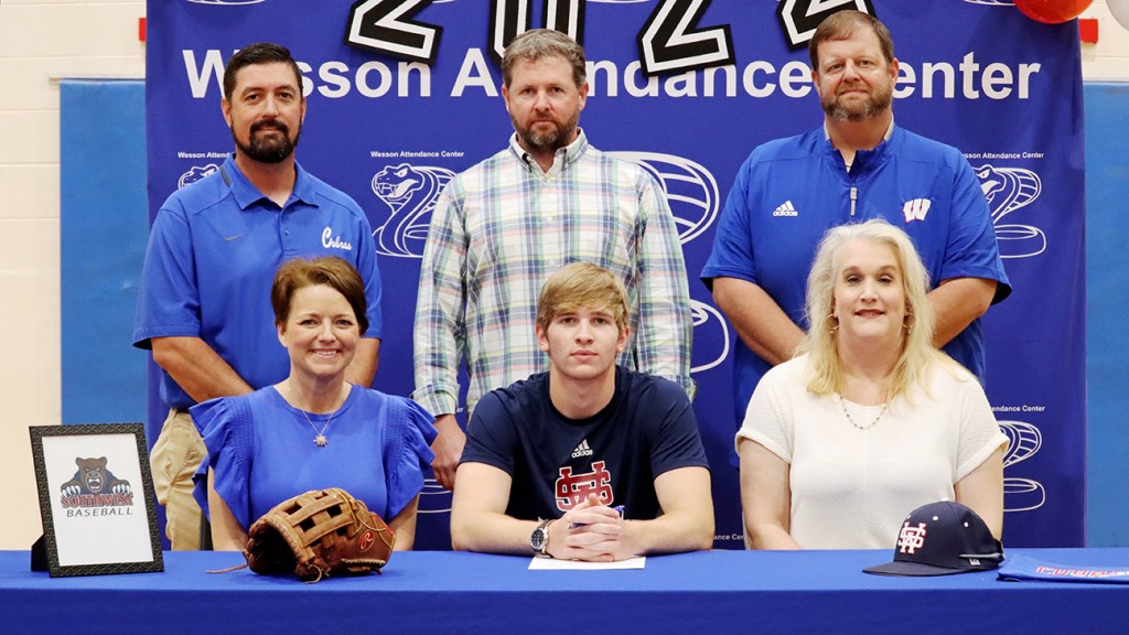 Boutwell of Wesson inks with Southwest MS baseball | Daily Leader