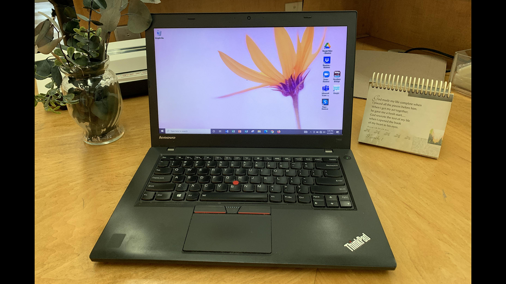 Lincoln Library has laptops to lend | Daily Leader