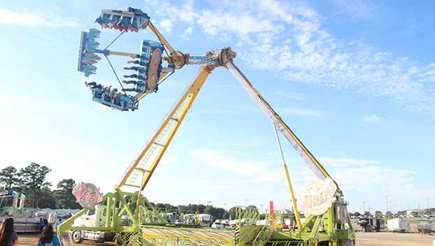 Watch: Fall Fair opens at Lincoln Civic Center | Daily Leader