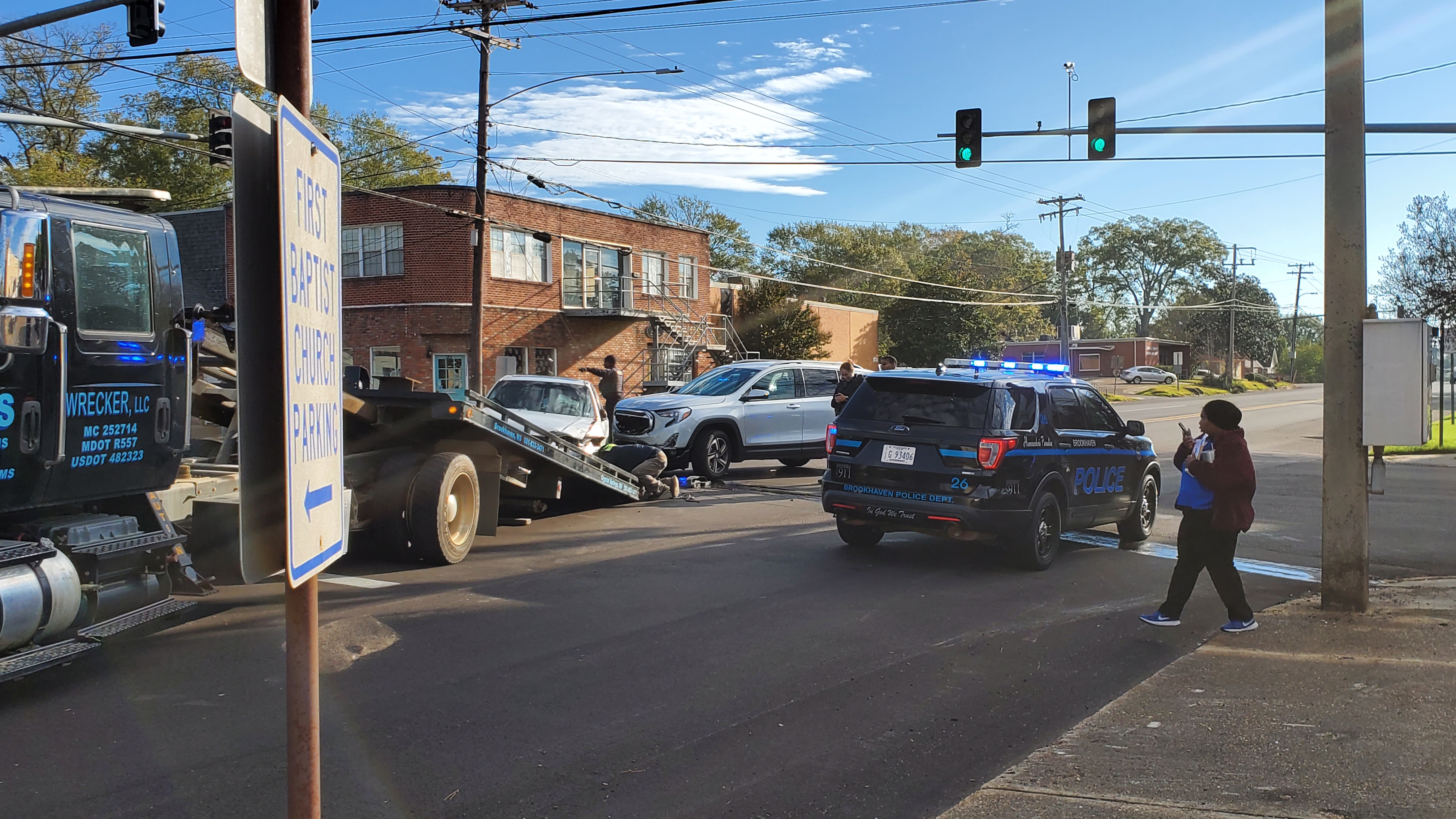 2-car wreck redirects morning traffic | Daily Leader