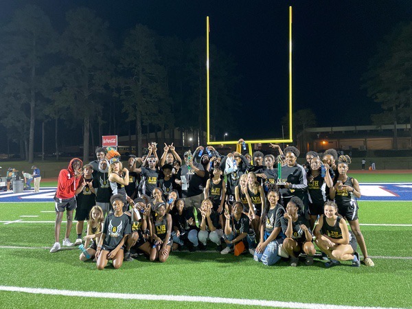 Alexander hosts middle school track invitational at King Field | Daily ...