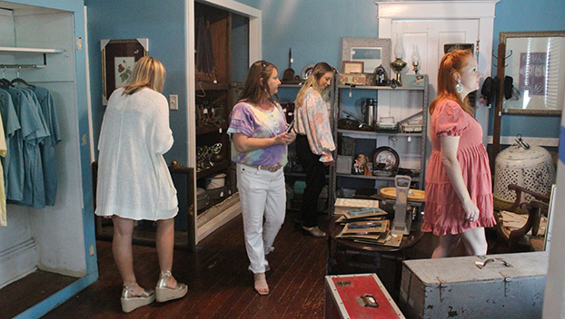 The Eleanor celebrates grand opening of business adventure | Daily Leader