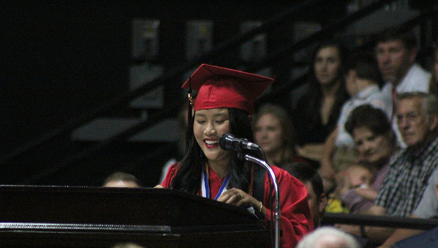 Valedictorian shares testimony at Loyd Star graduation | Daily Leader
