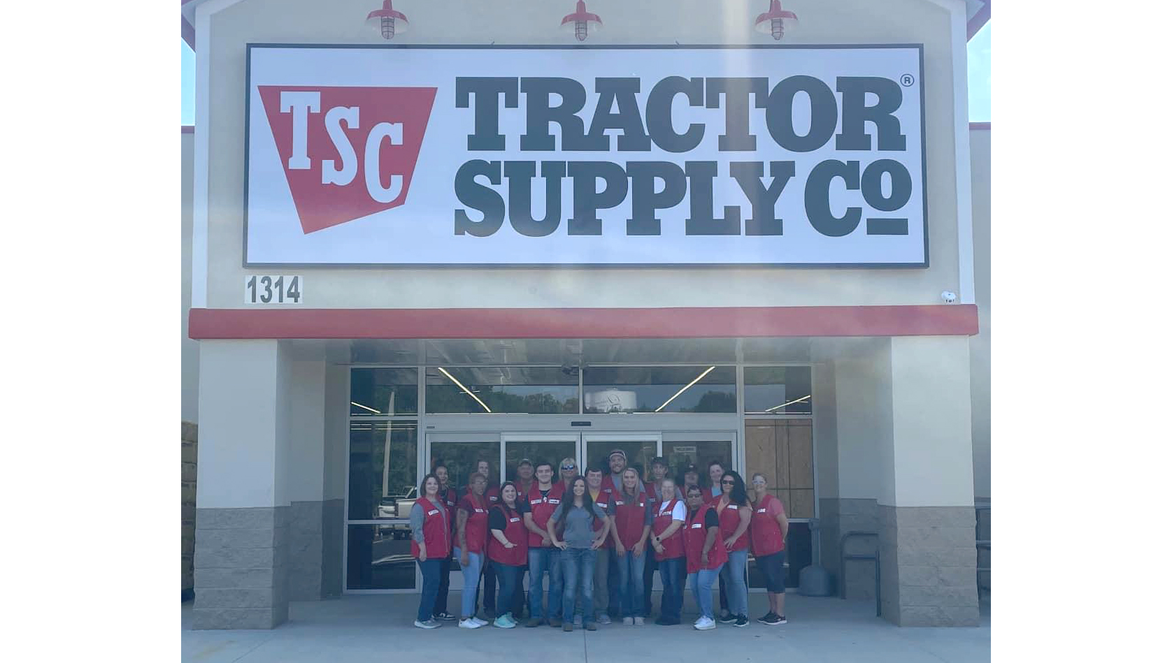 Brookhaven Tractor Supply will open Memorial Day weekend | Daily Leader
