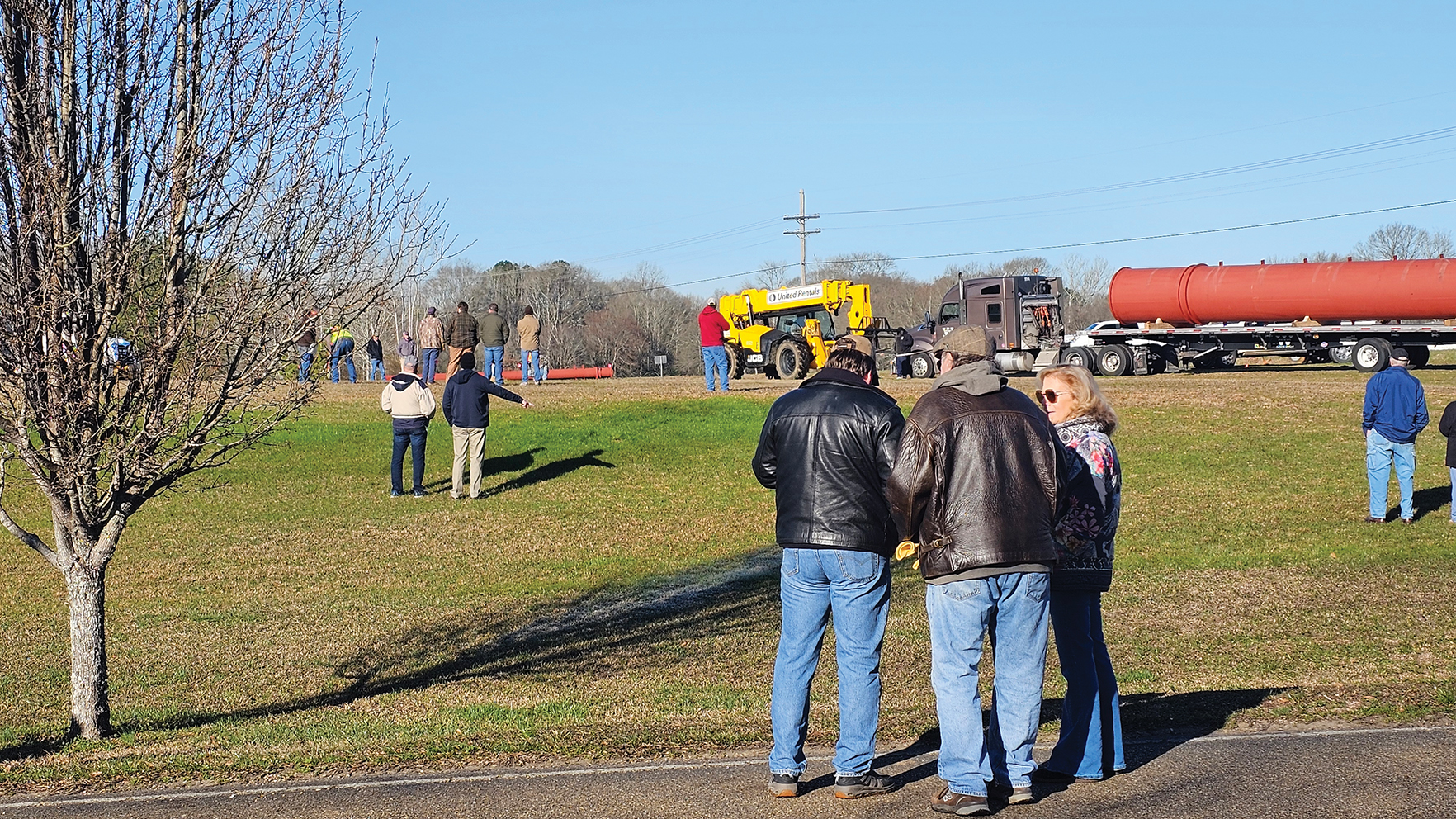A cross at the crossroads: 150-ft. structure to go up near Hwy. 84, I ...