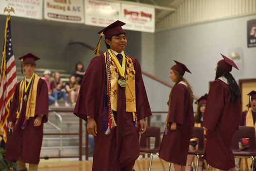 Graduating swarm of Yellow Jackets is 32 strong - Daily Leader | Daily ...