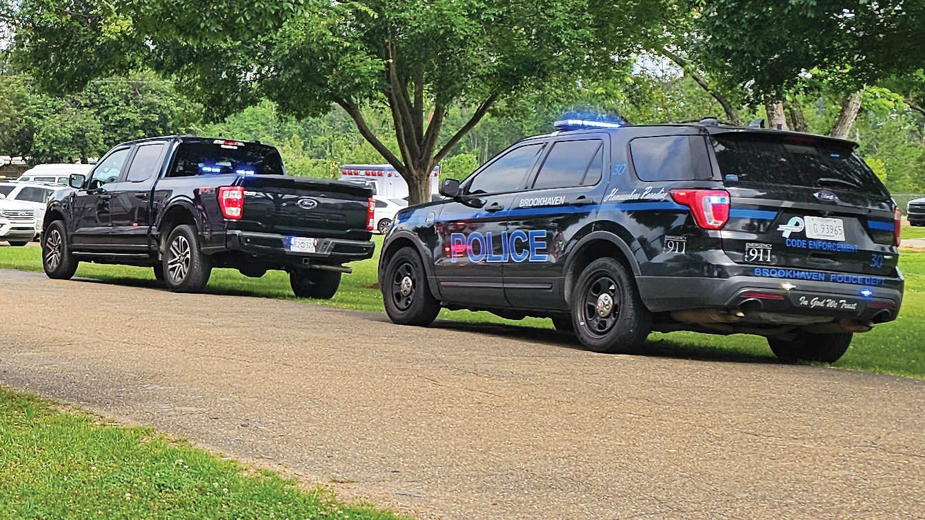 City Board approves purchase of 2 patrol vehicles | Daily Leader