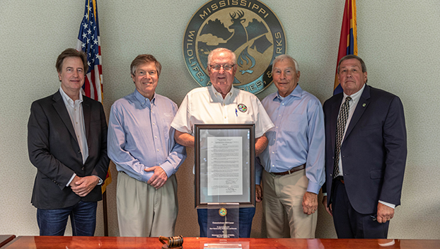Former commissioner Bill Cossar honored in resolution | Daily Leader