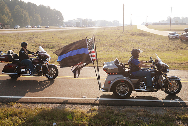 Photo Gallery: Community pays tribute to officer Troy Floyd during ...