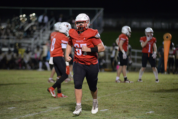 Loyd Star dominates Trojans up front | Daily Leader