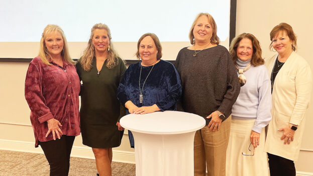 Climbers Club hosts local artist, entrepreneur - Daily Leader | Daily ...