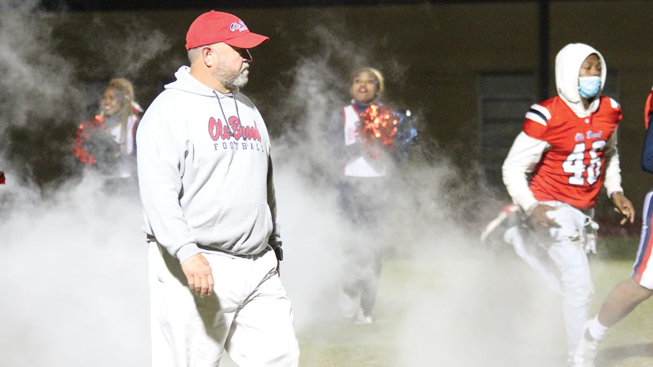 Tucker Peavey announces retirement as head football coach of Brookhaven ...